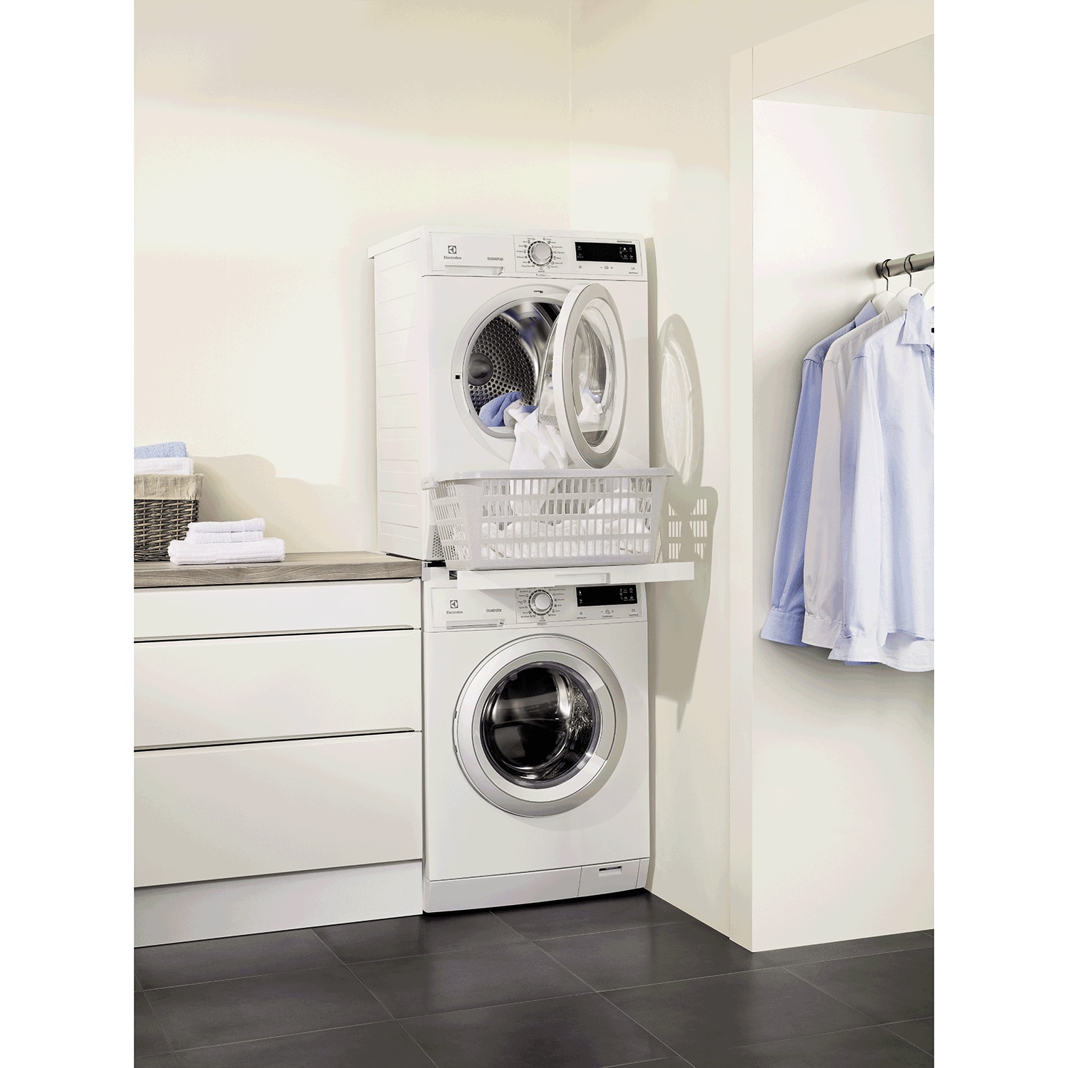 Dryer Stacking Kit With Shelf - E4YHMKP1 | Electrolux Singapore