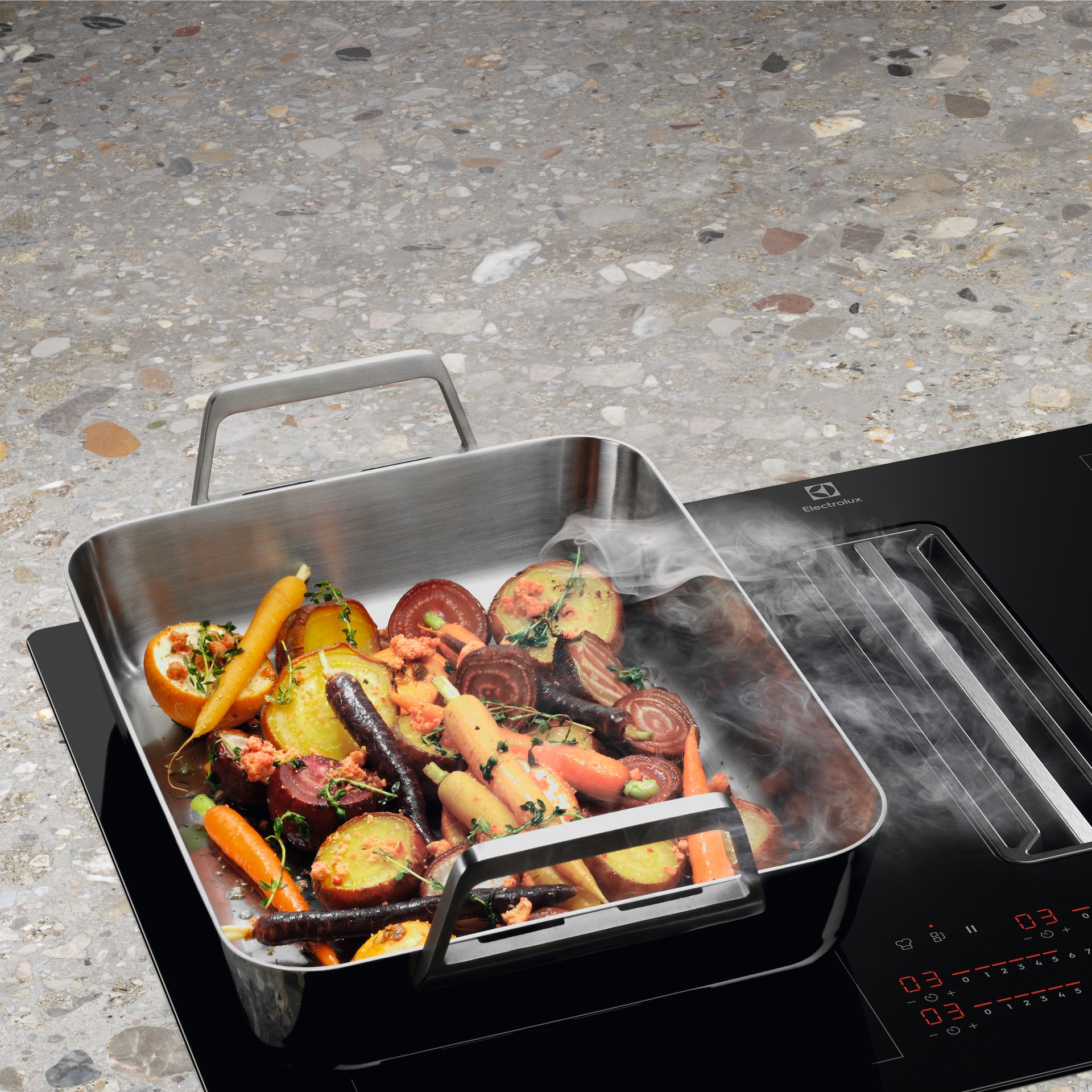 85cm UltimateTaste 900 venting induction hob with 4 cooking zones ...